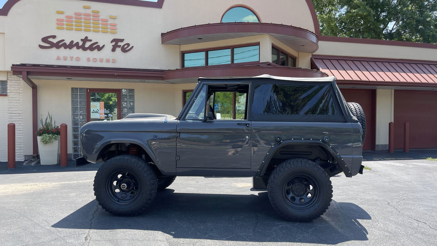 1968 Ford Bronco - Santa Fe Auto Sound