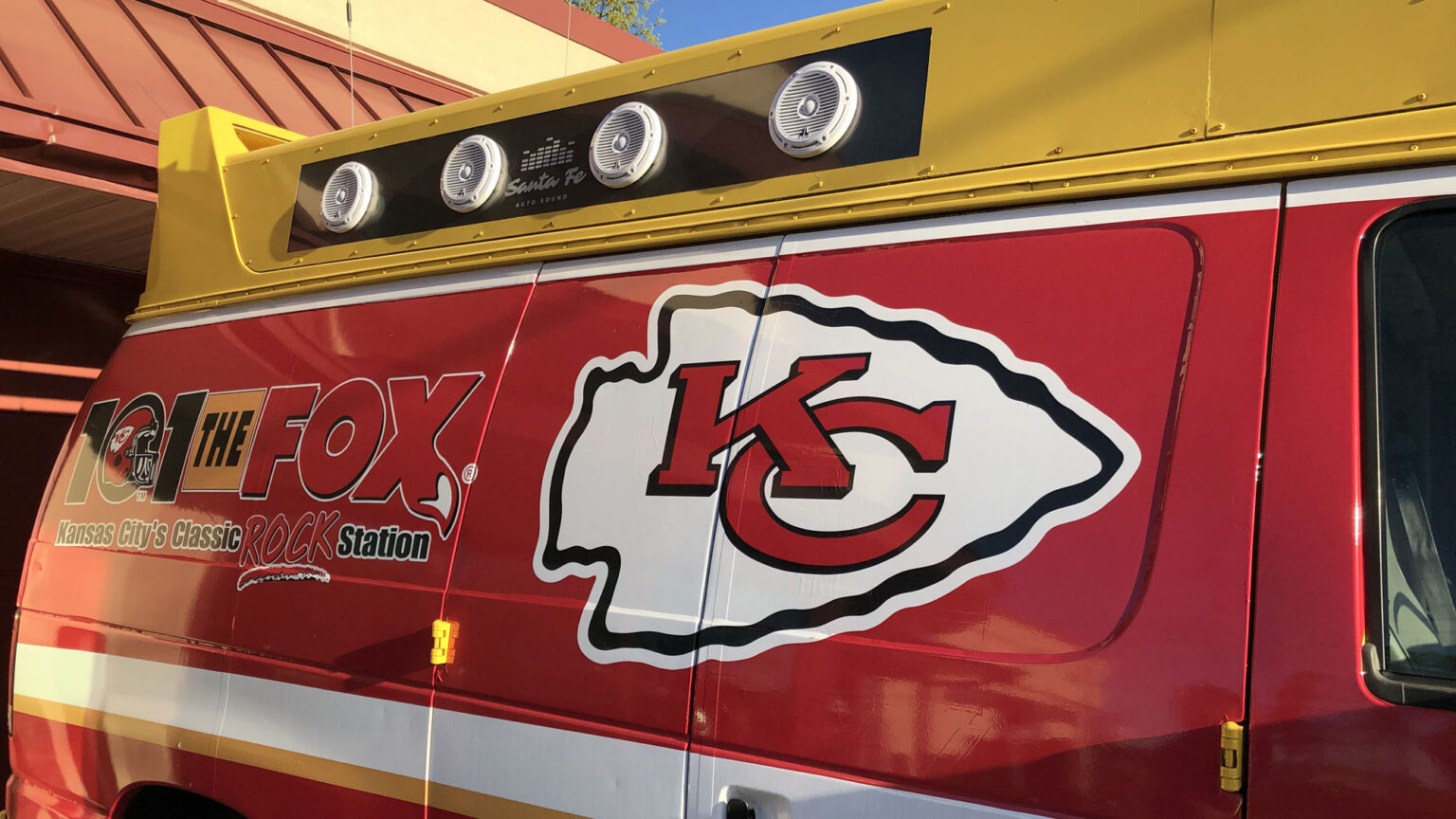 Ford Econoline 101 The Fox - Santa Fe Auto Sound