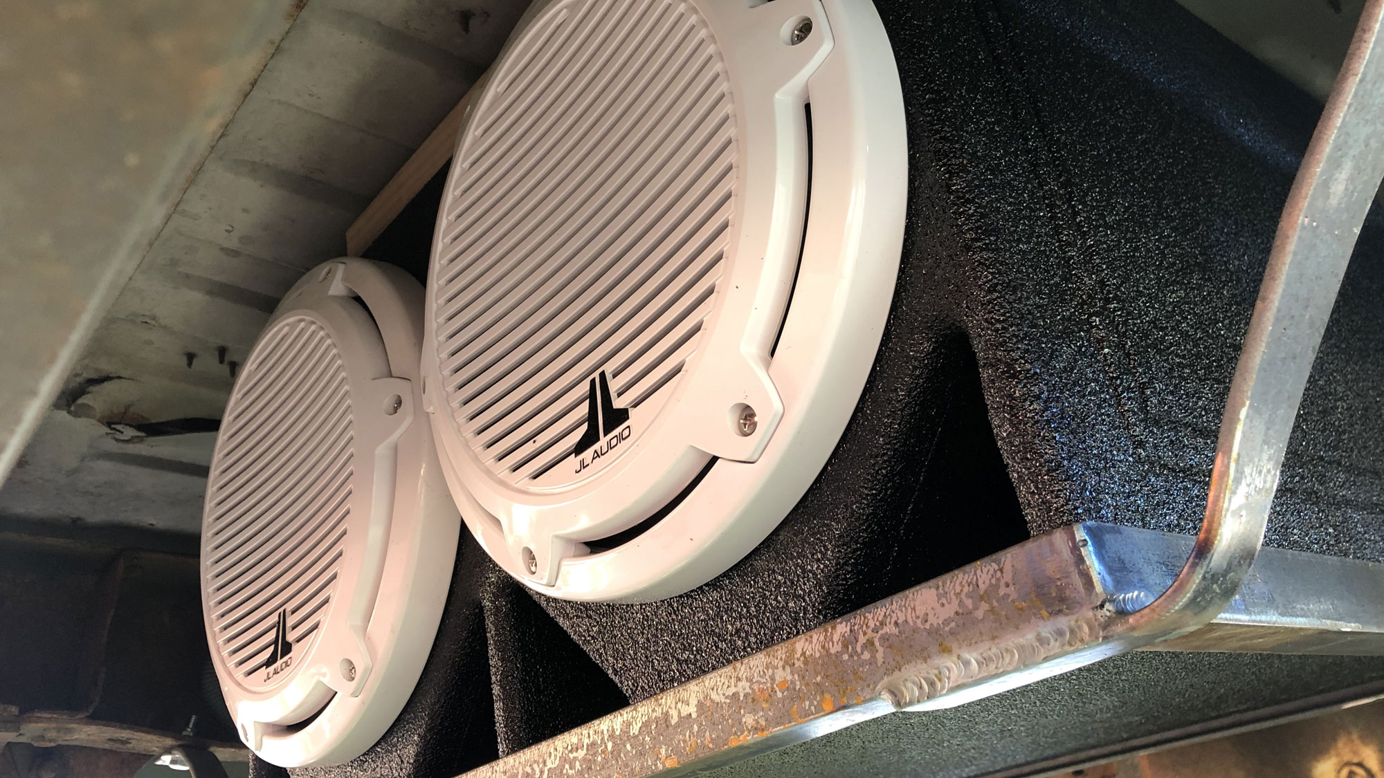 Ford Econoline 101 The Fox - Santa Fe Auto Sound